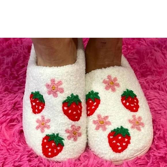 Jess Lea | Shoes | New Jess Lea Strawberry Slippers In White | Poshmark